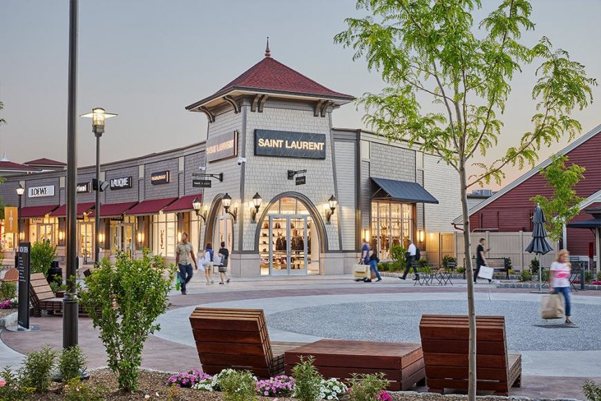 Faire du shopping à Shopping à Woodbury Common premium Outlets